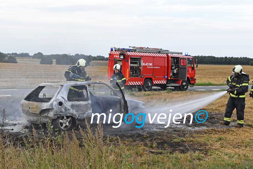 Bilen brændte